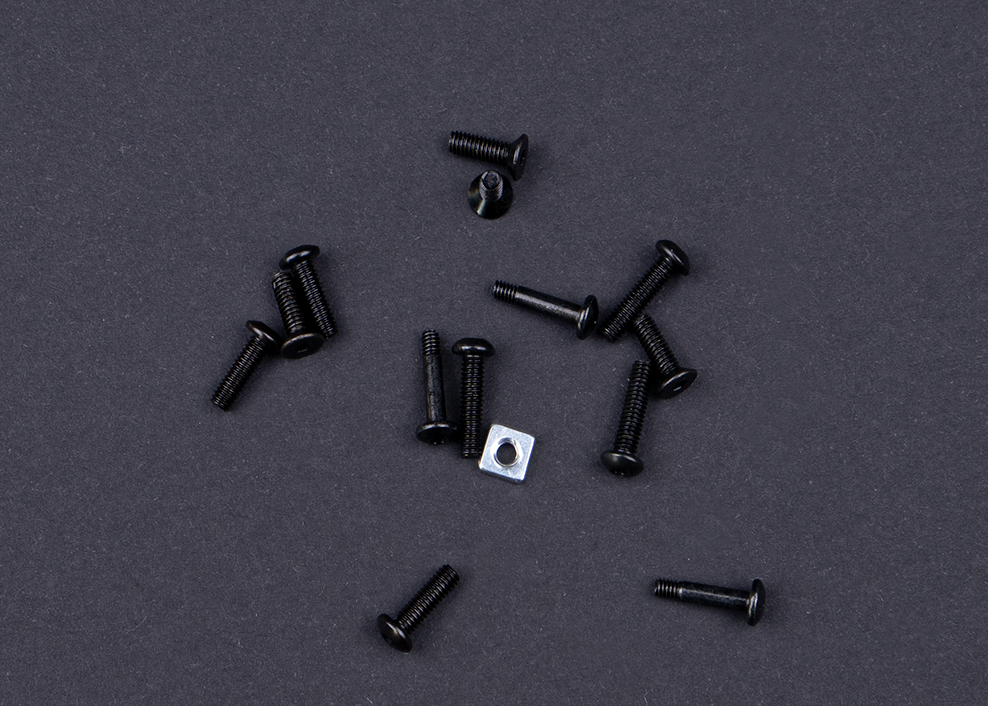 Spare screws kit
